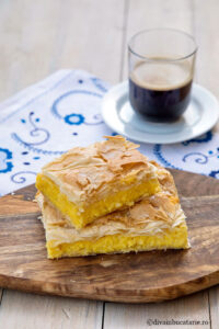 Bougatsa, placinta greceasca cu crema de gris - Diva in Bucatarie